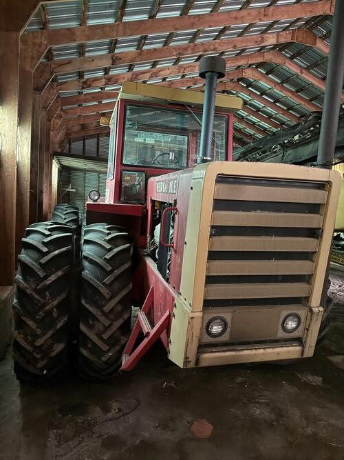 500 versatile. 3-point. PTO. Low hours. Tires are excellent | Ryder, ND