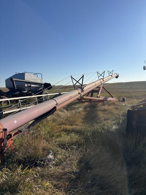Conveyor | Roseglen, ND