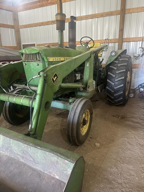JD 3020 diesel tractor. 1740 hr since overhaul. 148 JD loader with grab ...